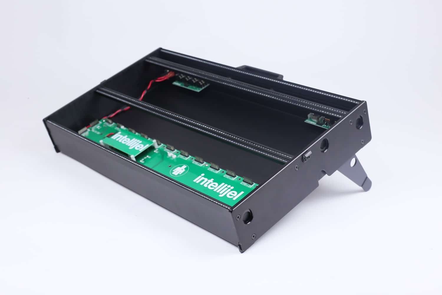 Intellijel Stealth Performance Eurorack Case - Powered (7U - 104hp ...